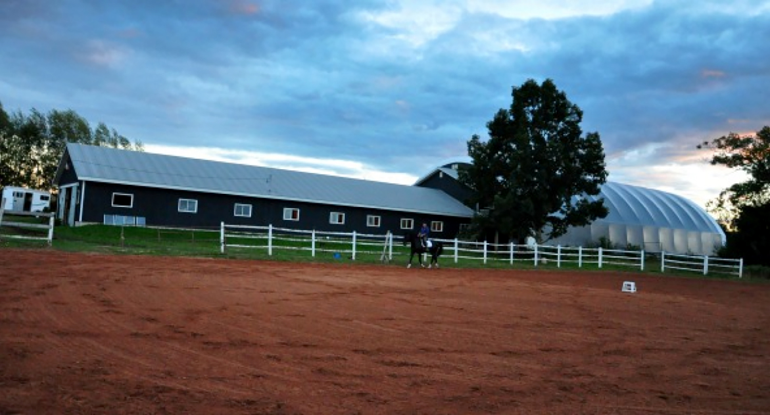 HOME - Sutton Hill Stables Lesson